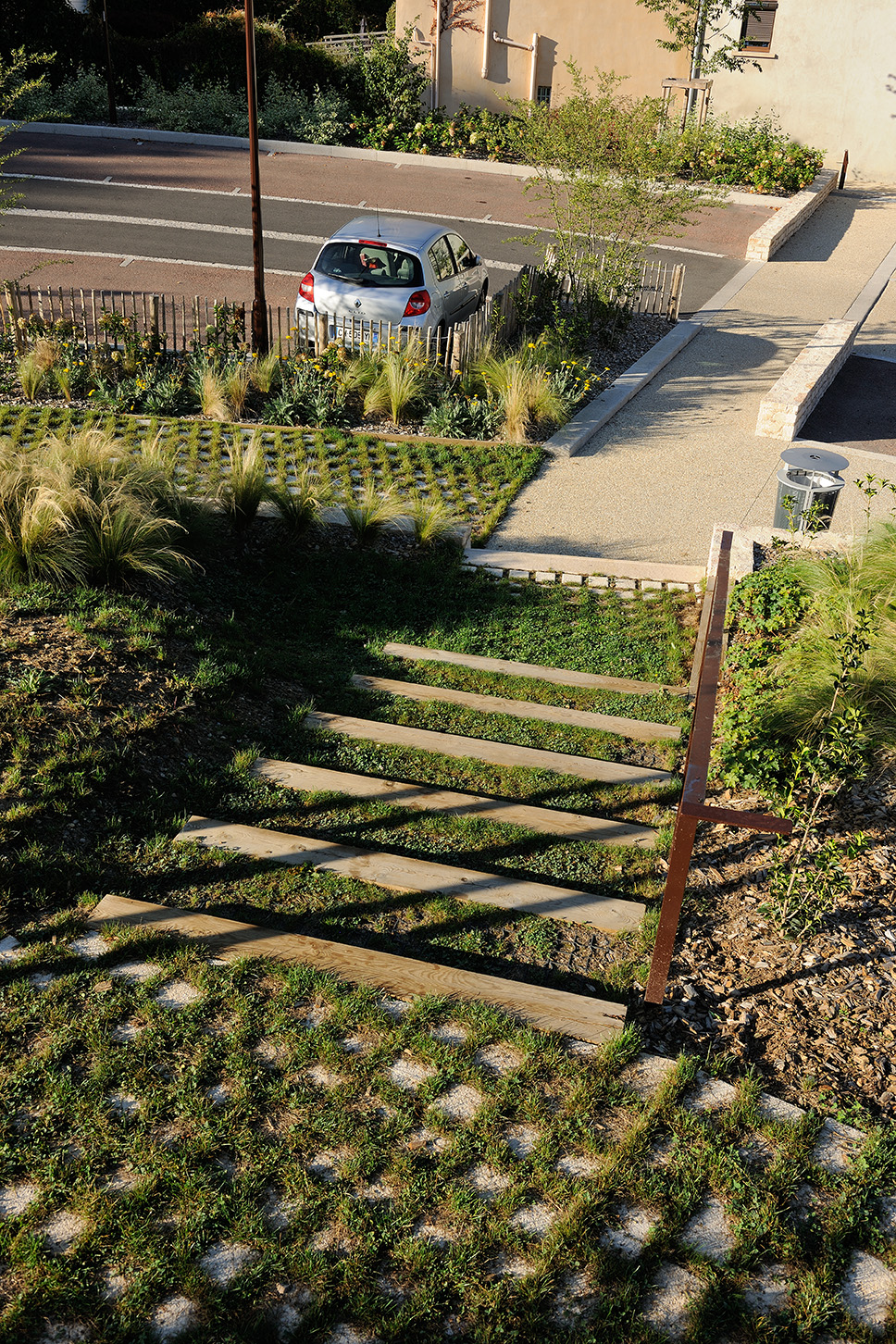 Urban Studio — Aménagements de la place du Fortin et d’un théatre de ...